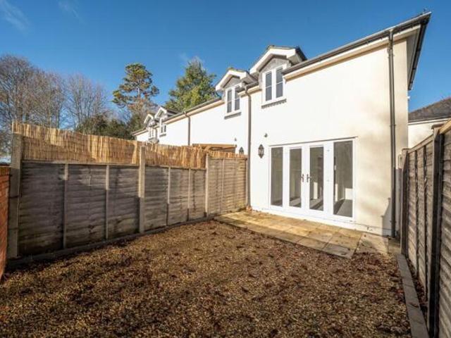 For Sale 2 Bedroom House Hampshire Hampshire DLS99839992