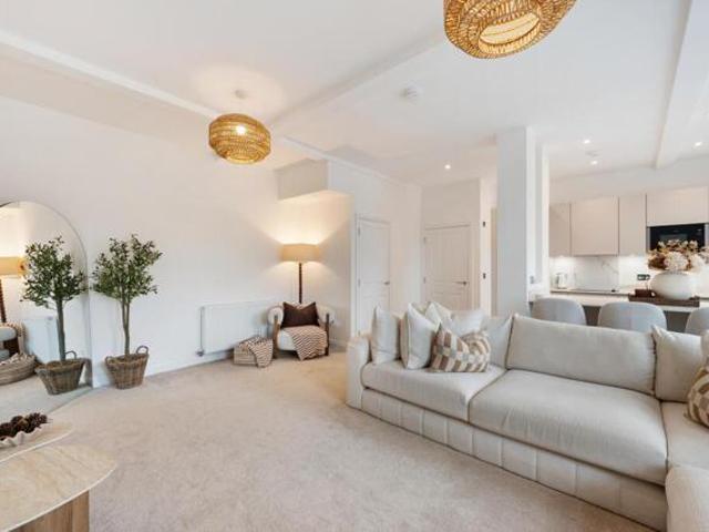 For Sale 2 Bedroom House Headmaster Way Headmaster Way DS100855202