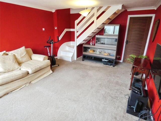 For Sale 2 Bedroom House Hedge End Hampshire DLS101678471