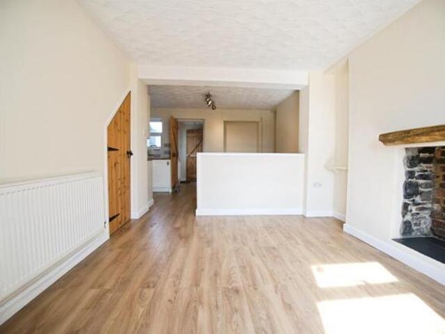 For Sale 2 Bedroom House Heol Heol DLS100398683