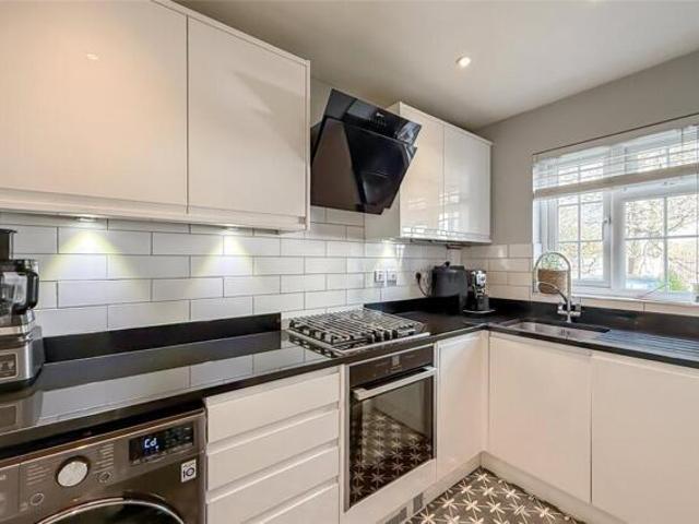 For Sale 2 Bedroom House Hertfordshire Hertfordshire DLS99523420