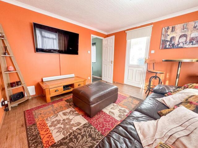 For Sale 2 Bedroom House Highbridge Somerset DLS98577802