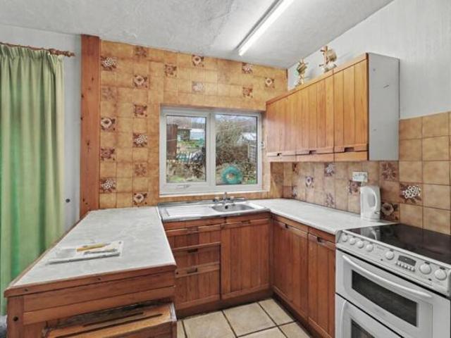 For Sale 2 Bedroom House Huddersfield Kirklees DS100649016