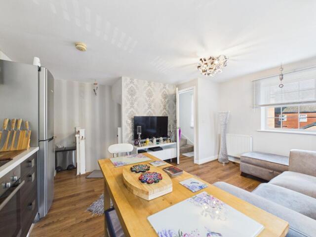 For Sale 2 Bedroom House Hull City Of Kingston upon Hull DS100425996