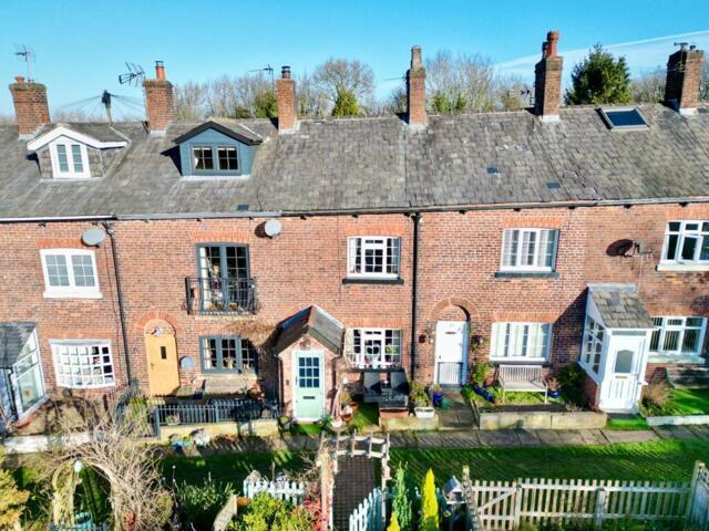 For Sale 2 Bedroom House Hyde Tameside DLS100648992