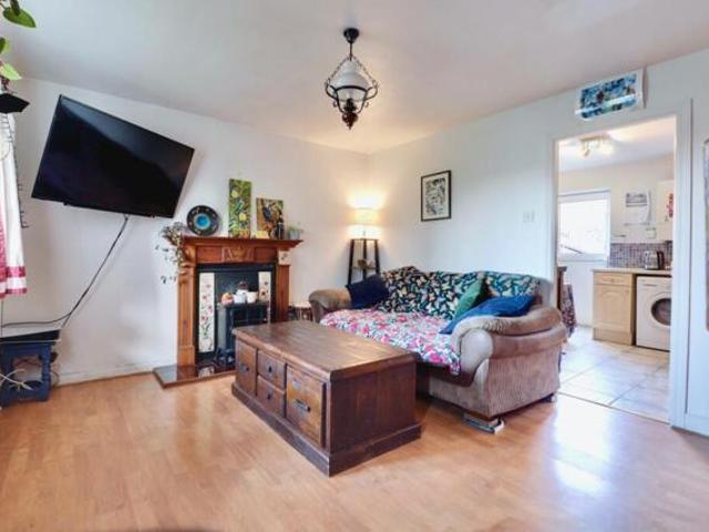 For Sale 2 Bedroom House Otley Leeds DLS99840179