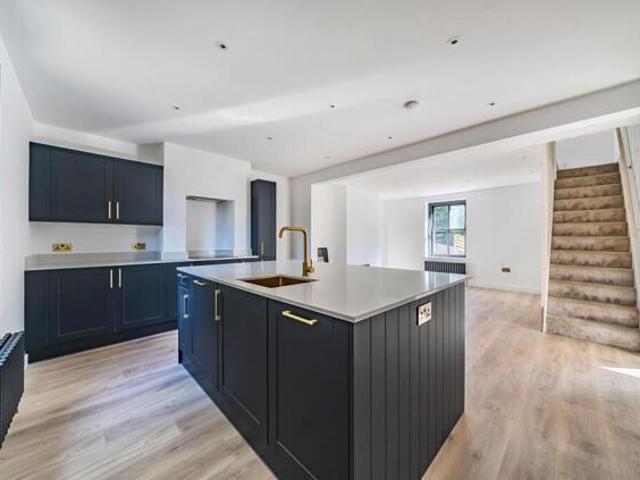 For Sale 2 Bedroom House Oxford Oxfordshire DLS101316098