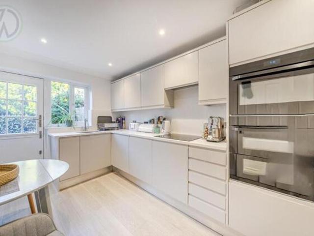 For Sale 2 Bedroom House Londres Greater London DLS98800817