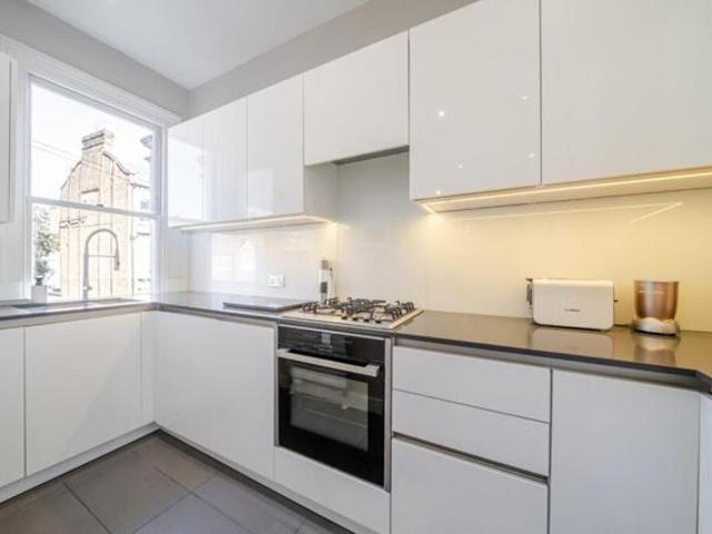 For Sale 2 Bedroom House Londres Greater London DLS99571734