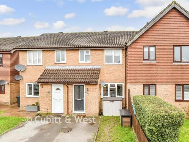 For Sale 2 Bedroom House Leatherhead Surrey DS99641736
