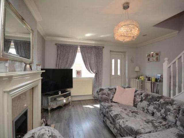 For Sale 2 Bedroom House Leeds West Yorkshire DLS99204076
