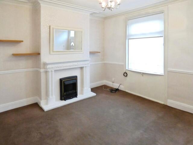 For Sale 2 Bedroom House Liversedge Kirklees DS99840448