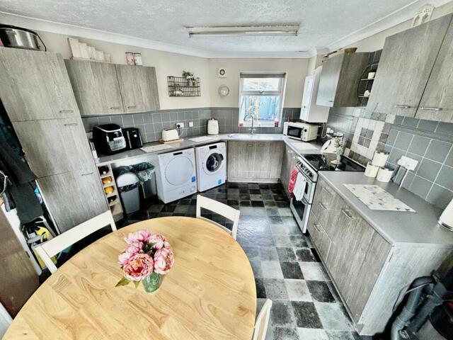 For Sale 2 Bedroom House Lincolnshire Lincolnshire DLS99092444
