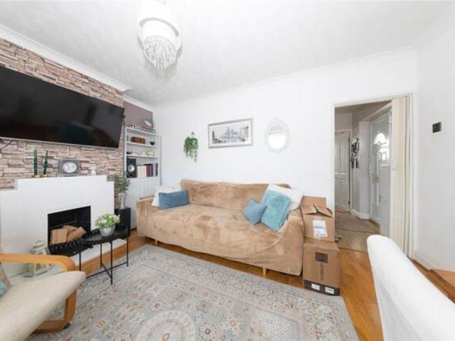 For Sale 2 Bedroom House Luton Luton DS99986230