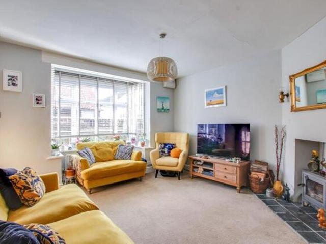 For Sale 2 Bedroom House Lyndhurst Hampshire DLS99345055