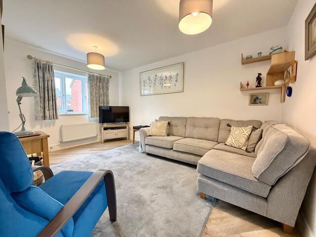 For Sale 2 Bedroom House Meon Vale Meon Vale DLS100096631