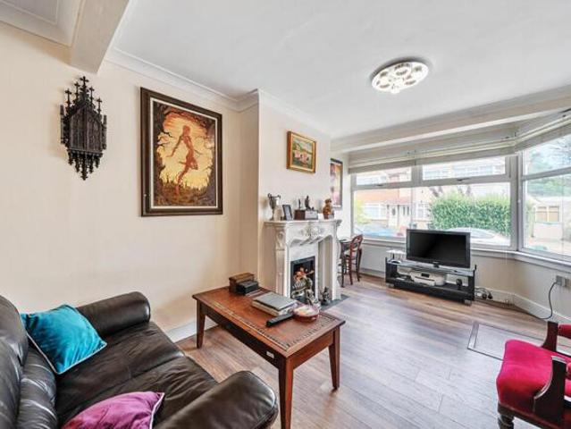 For Sale 2 Bedroom House Mitcham Greater London DS98864319