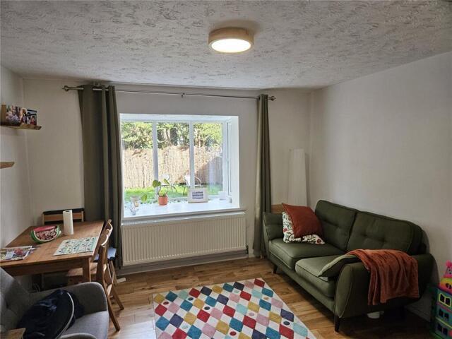 For Sale 2 Bedroom House Milton Milton DLS99773494
