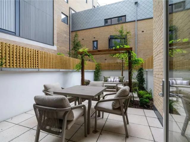 For Sale 2 Bedroom House Notting Hill London DLS102596455