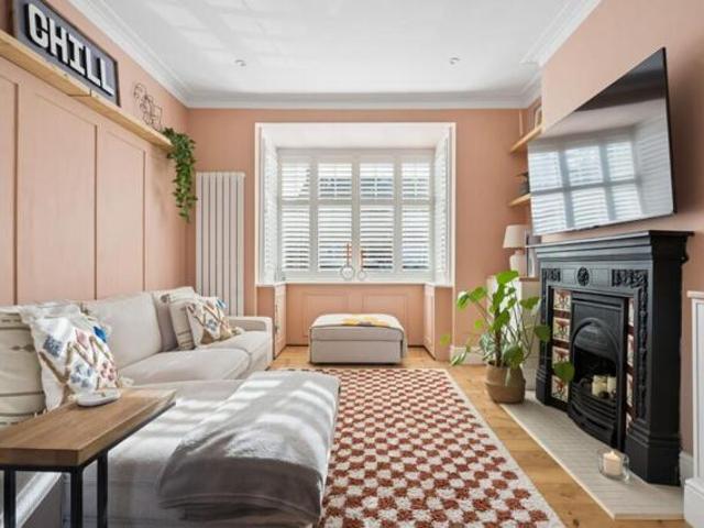For Sale 2 Bedroom House Northwood Greater London DLS101119250