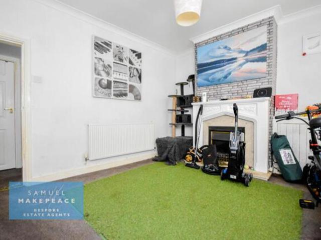 For Sale 2 Bedroom House Northwood Isle Of Wight DLS100456321