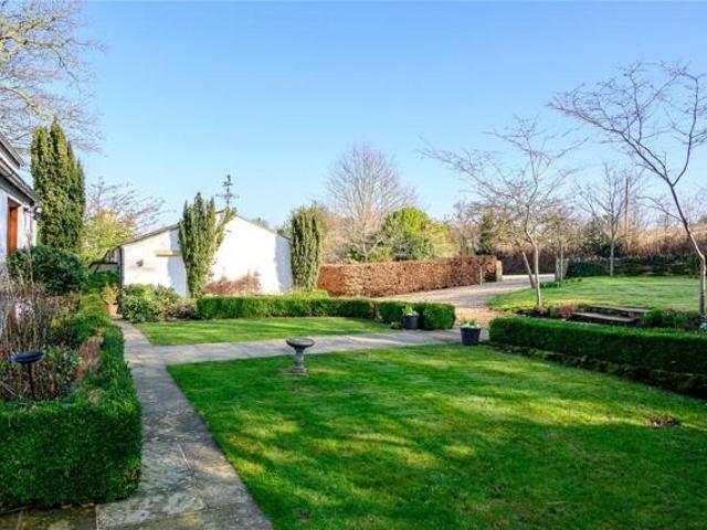 For Sale 2 Bedroom House North Yorkshire Leeds DLS101892170