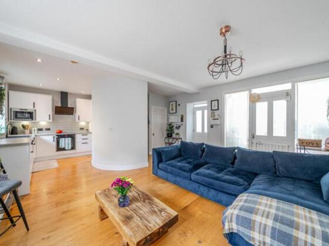 For Sale 2 Bedroom House North Yorkshire Leeds DS100578906