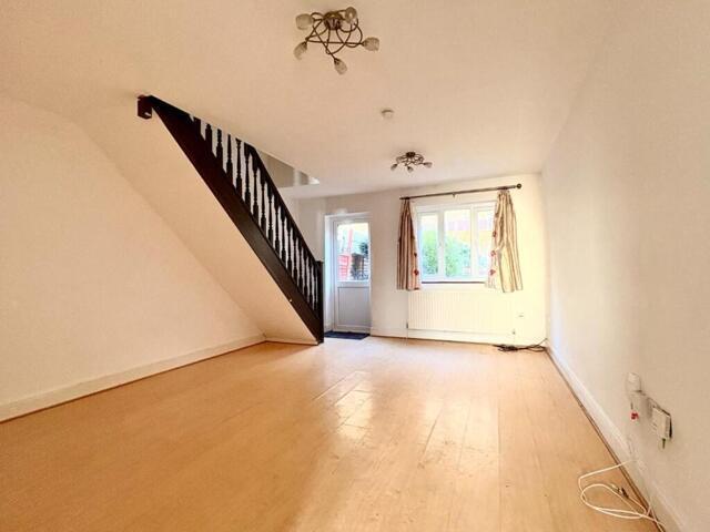 For Sale 2 Bedroom House Northampton Northamptonshire DLS100398313