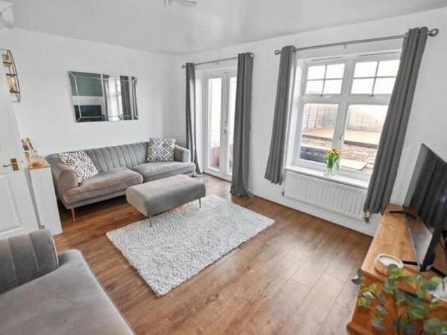 For Sale 2 Bedroom House Northampton Northamptonshire DS100132312