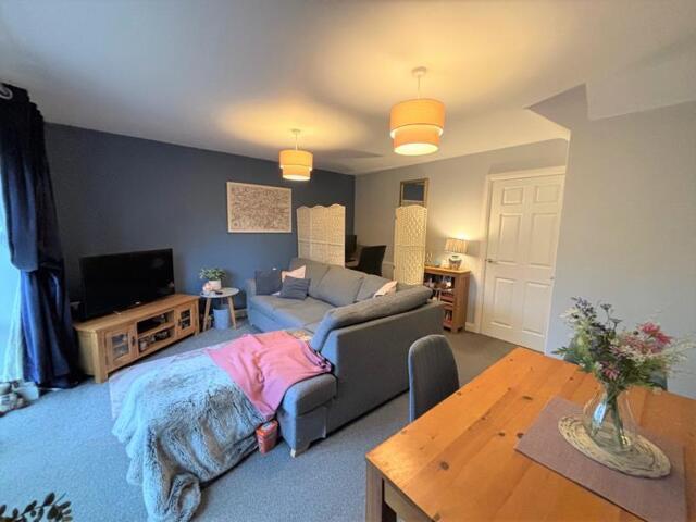 For Sale 2 Bedroom House Snedshill Snedshill DLS100132236
