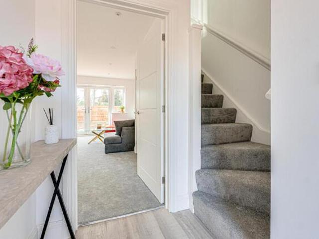 For Sale 2 Bedroom House Southend on sea Southend On Sea DLS98801062