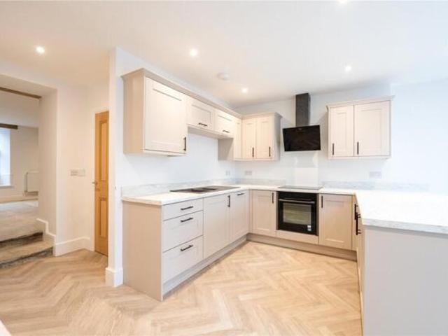 For Sale 2 Bedroom House Somerset Somerset DS100953392