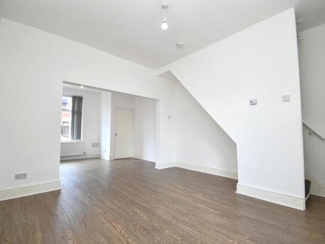 For Sale 2 Bedroom House Salford Salford DLS98834407
