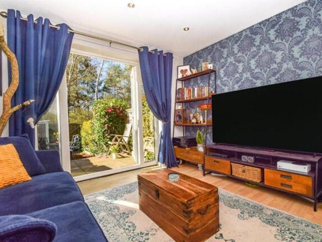 For Sale 2 Bedroom House Sandhurst Bracknell Forest DS100426415