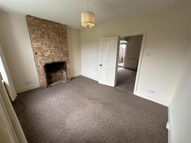 For Sale 2 Bedroom House St Albans St Albans DS98903597