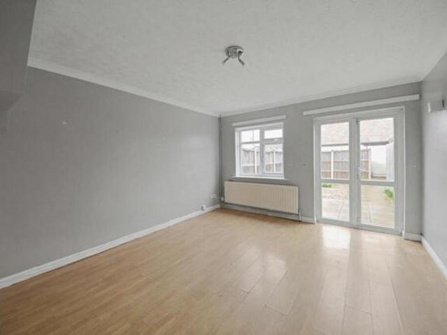 For Sale 2 Bedroom House Stevenage Hertfordshire DLS100786614