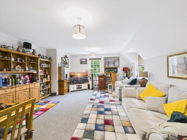 For Sale 2 Bedroom House Stonehouse Gloucestershire DLS98477640