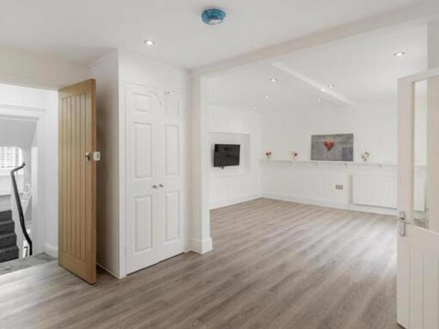 For Sale 2 Bedroom House Sunbury Surrey DLS99840249