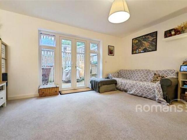 For Sale 2 Bedroom House Surrey Great London DS99290108