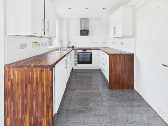For Sale 2 Bedroom House Surrey West Sussex DS100649136