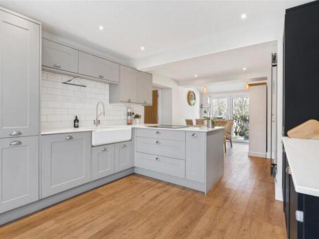 For Sale 2 Bedroom House Pulborough West Sussex DLS101119427