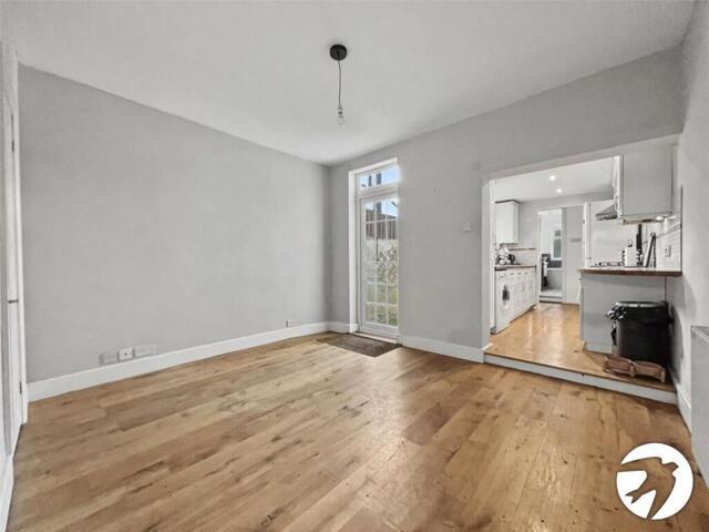 For Sale 2 Bedroom House Rochester Medway DS99773796