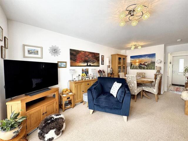 For Sale 2 Bedroom House Rogerstone Rogerstone DS100058170