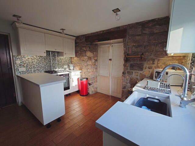 For Sale 2 Bedroom House Rookery Rookery DS98765742