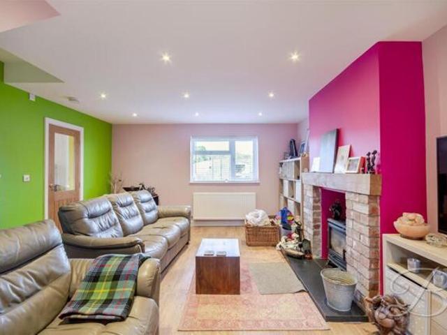 For Sale 2 Bedroom House Ravenshead Ravenshead DS100648803