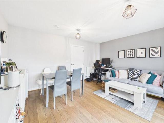 For Sale 2 Bedroom House Reading Reading DS101678360