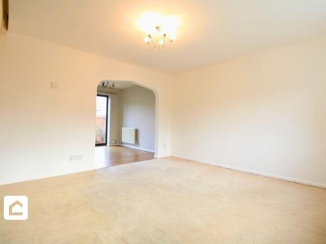 For Sale 2 Bedroom House Redhill Surrey DS100096687