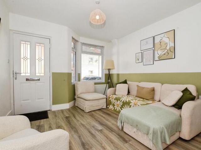 For Sale 2 Bedroom House Watford Hertfordshire DS100132429