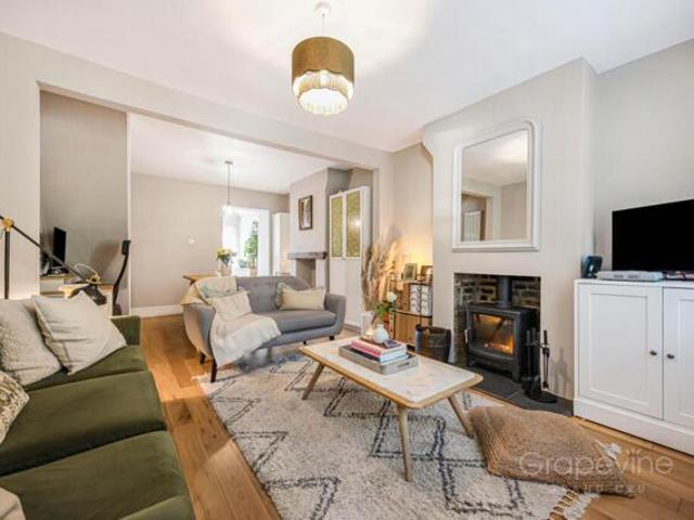 For Sale 2 Bedroom House Wargrave Wokingham DLS101678010