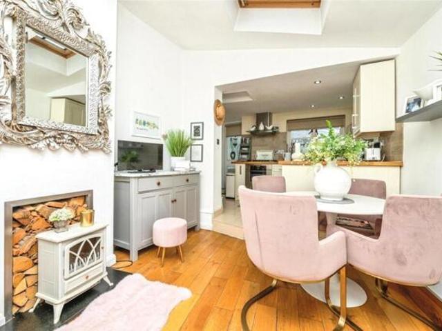 For Sale 2 Bedroom House Warwick Warwickshire DS100648994